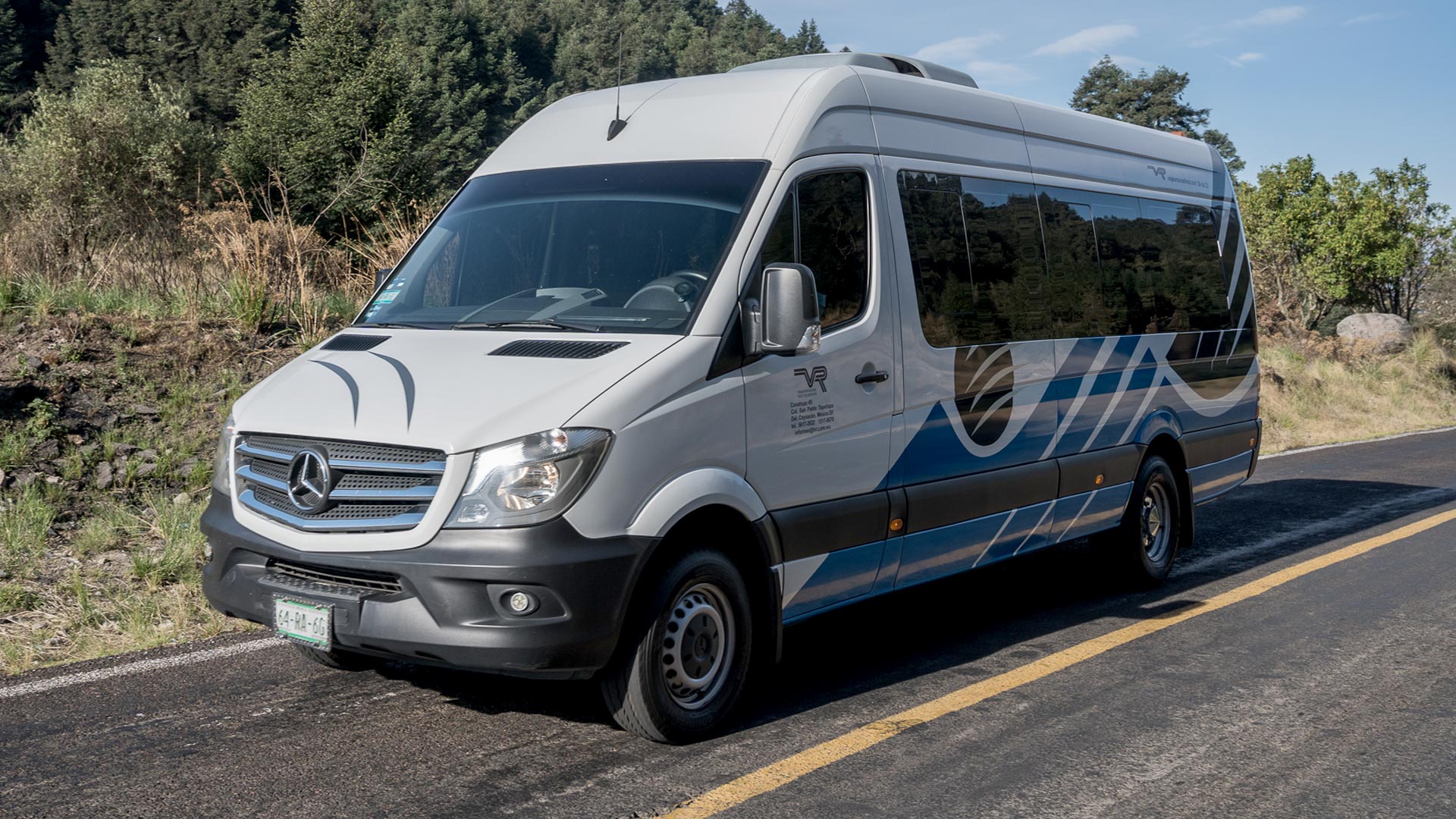 VAN 19 PERSONAS - TVR Transportadora Viajes Recreativos